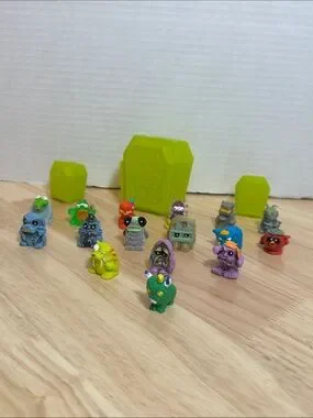 Moose | Toys | The Trash Pack Series Lot Of 6 Trashies Moose Mini ...